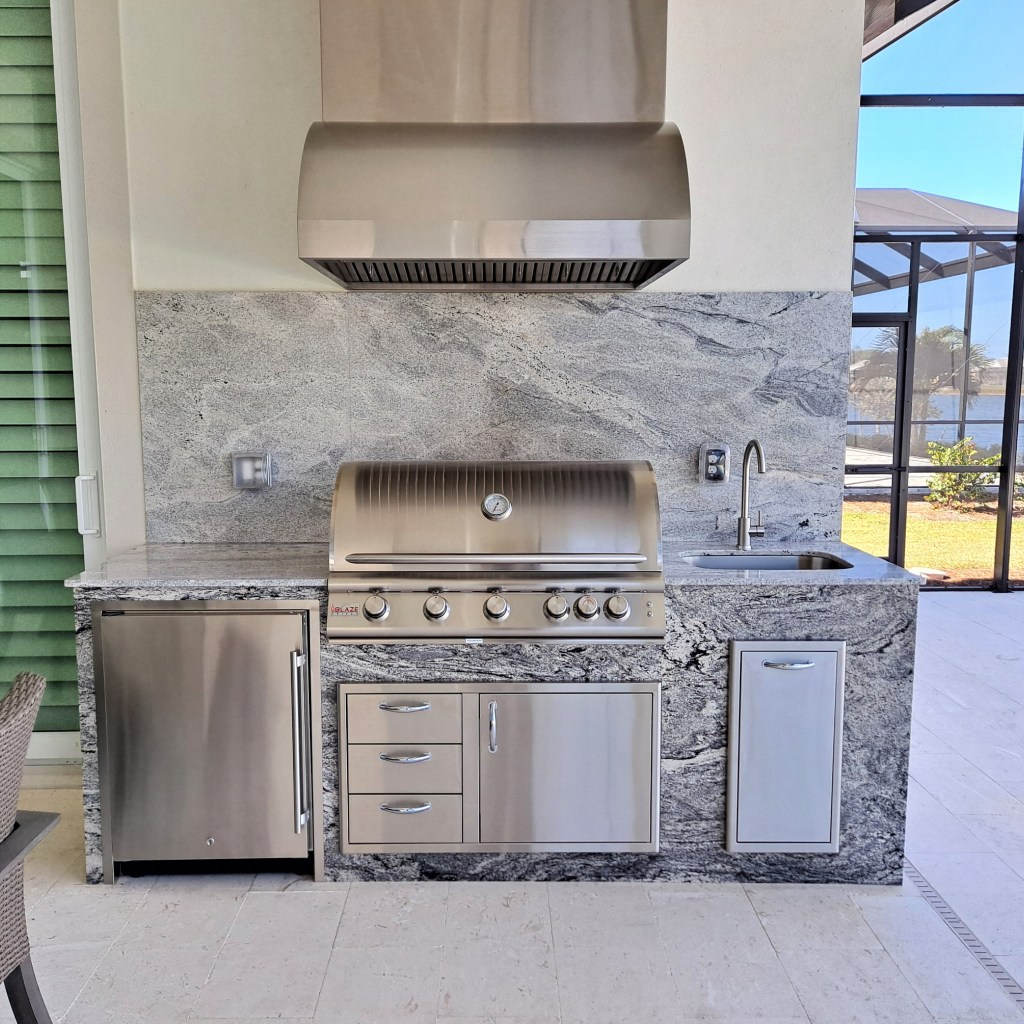 Blaze 40" 5-Burner NG Grill w/ IR | Smoky Stone Naples, FL